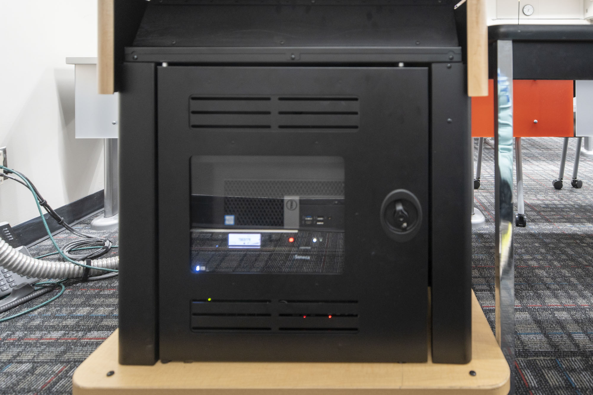 TBE B178 | Classrooms | UNLV Information Technology